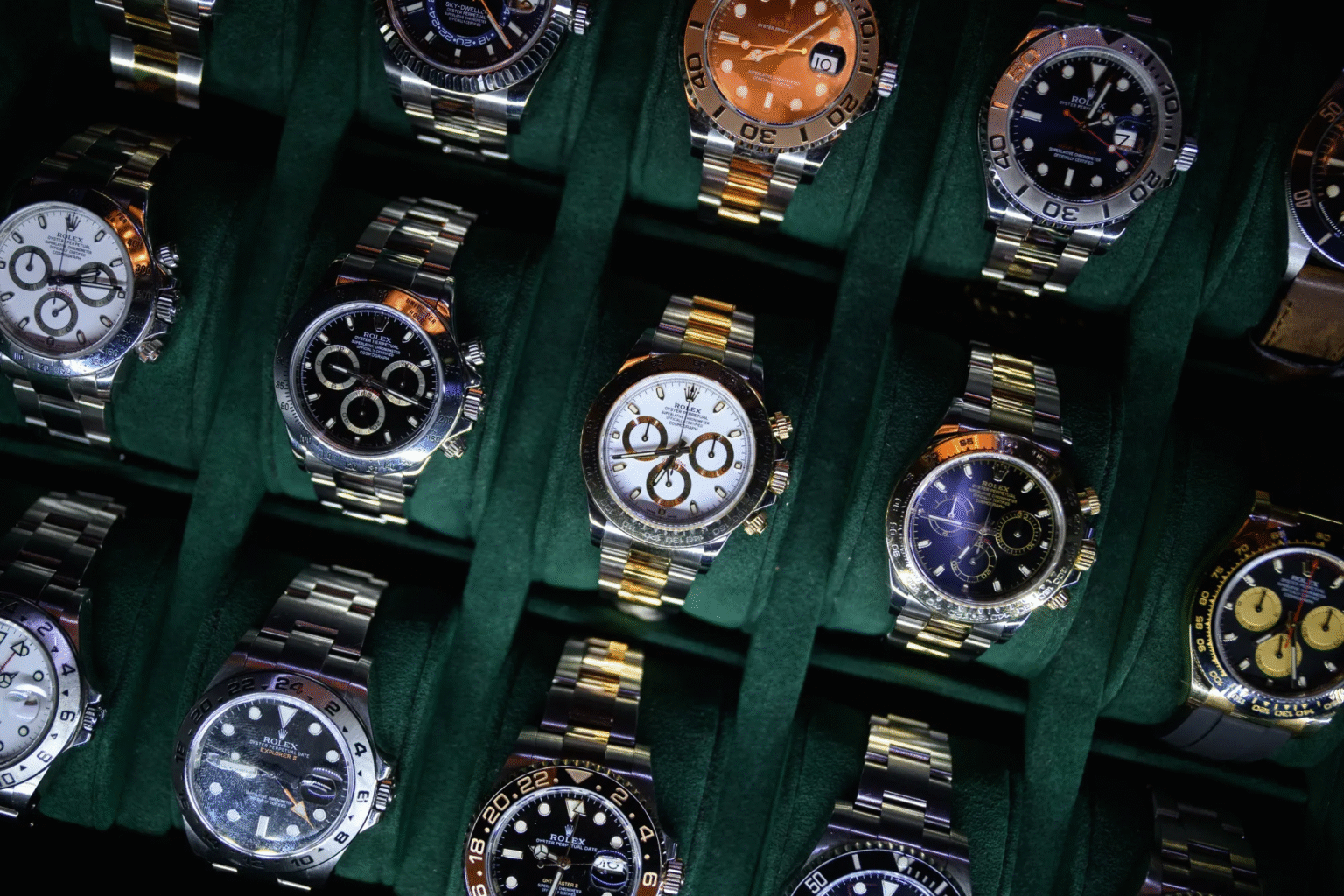 How to Spot a Fake Luxury Watch (and Avoid Scams) - Watch Blogging